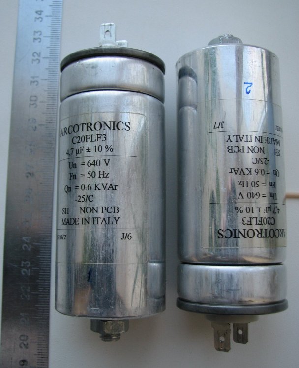 Конденсаторы ARCOTRONICS 4,7mF*640V AC. - Продам радиодетали ...